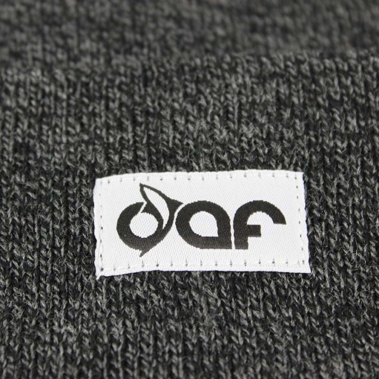 DaF Label Beanie - Grau meliert - Dicht am Fisch